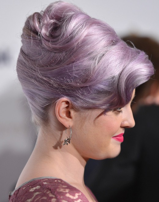 15 Kelly Osbourne Hairstyles - PoP Haircuts