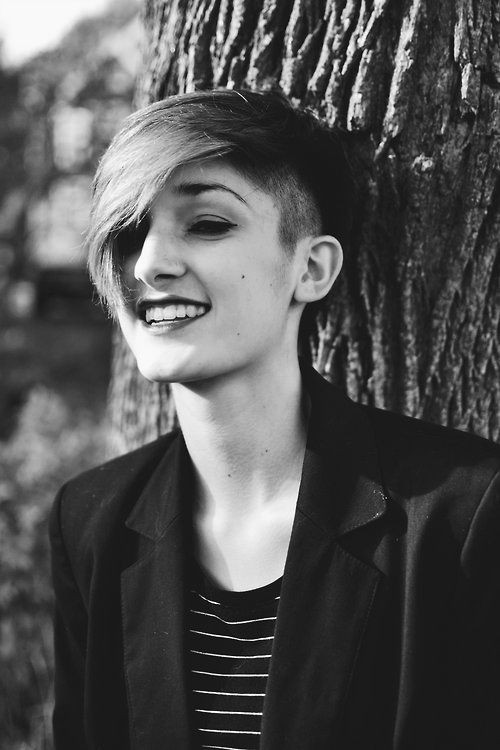 35 Vogue Hairstyles for Short Hair - PoP Haircuts