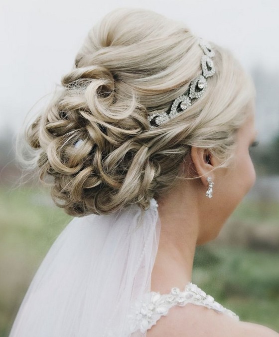 35 Wedding Hairstyles: Discover Next Year’s Top Trends for Brides 2020 ...