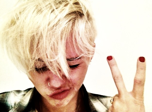 Miley Cyrus: New Short Haircuts 2012 - PoP Haircuts